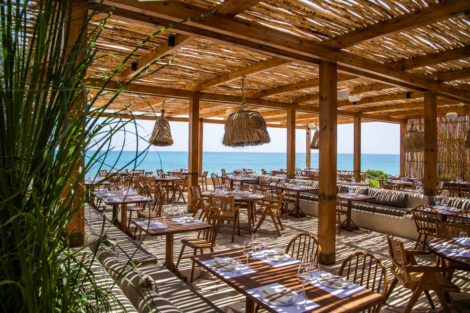 Theta Mediterranean | Award-Winning Seafood Restaurant in Pervolia, Cyprus